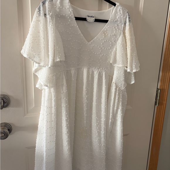 ARULA | Dresses | Arula Ivory Flutter Sleeve Dress | Poshmark